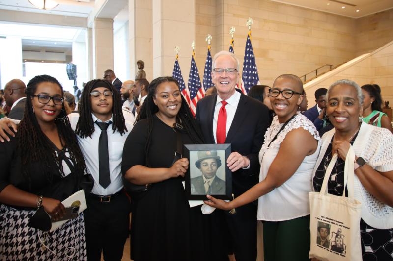 Sen. Moran Honors Women of the “Six Triple Eight” WWII Battalion with ...